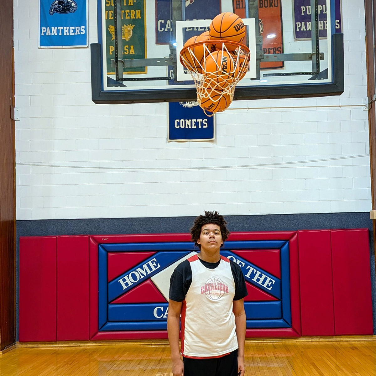 Carlinville Boys Basketball Wins One, Loses One – Enquirer Democrat